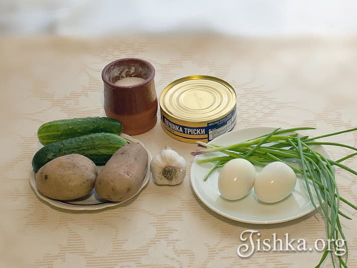 Салат из печени трески (со свежим огурцом) - Рецепт с фото